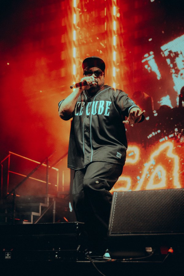 Four Decades of Attitude: Ice Cube Brings Truth to Oakland – House of Music
